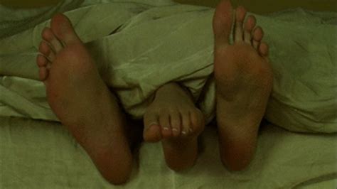 Ff Kamw Freaky Positions Lesbian Fake S Hd X Custom Clips Clips Sale