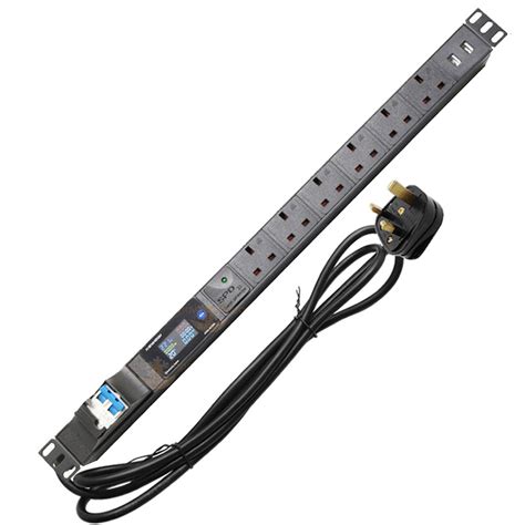 British Standard 3pin Hole Power Distribution Device With Digital Display Meter Pdu Power Board