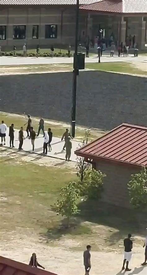 Line For The Dfac R Army