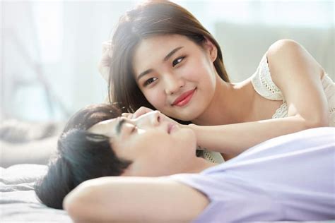 社会人彼氏と大学生彼女に聞いた！年の差カップルの「リアルな夜事情」6つ Jj