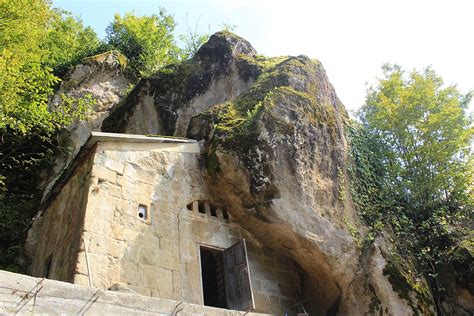 [ En]deserted Hermitage Monastery[ Ka]უდაბნოს მონასტერი[ ]