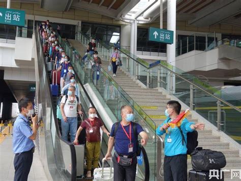 2021年皖和号航班专列旅游援疆活动启动 乌鲁木齐
