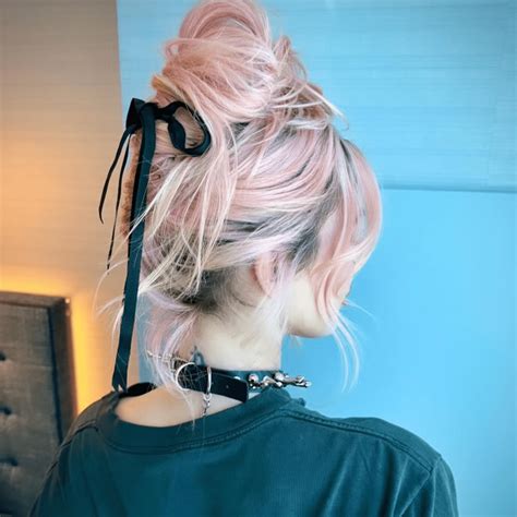 Megan Fox Put A Punk Twist On The Pamela Anderson Bun