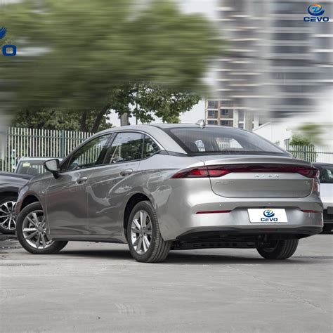 Lithium Electric Battery New Energy Sedan Aion S Electric Car For