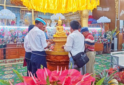 ပင်လောင်းမြို့နယ် ပင်လောင်းကြီးကျေးရွာ၌ ဖောင်တော်ဦးဘုရားပွဲတော် အစဉ