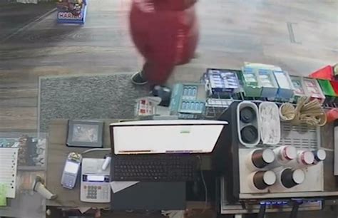 Издирва се МВР търси жена заподозряна в серийни кражби в София