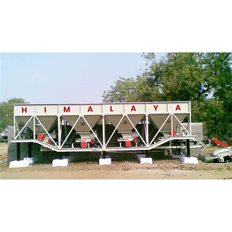 Industrial Cold Aggregate Bin Feeders Attributes Strong At Best Price In Mehsana Himalaya