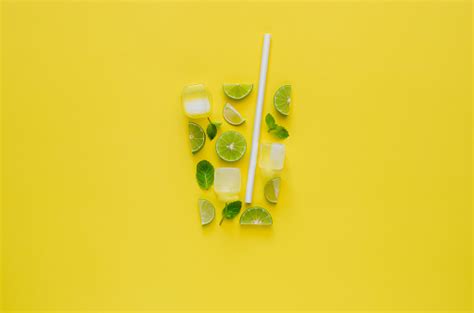 라임 민트 잎 얼음 조각 종이 짚을 곁들인 모히토 칵테일 드링크 박하 요리에 대한 스톡 사진 및 기타 이미지 박하 요리 예술 0명 Istock