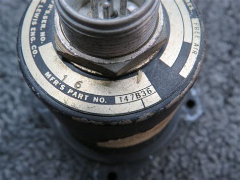 147b36 Lewis 60 To 40 Degrees Celsius Free Air Temperature Indicator