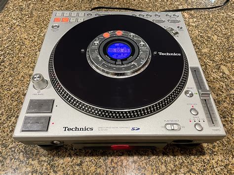 Technics Sl Dz1200 Dj Cd Sd Digital Turntable Scratch Reverb