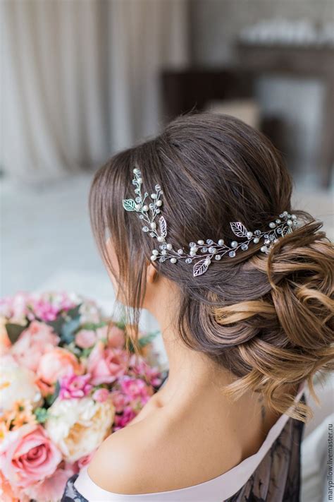 Веточка из натурального речного жемчуга с листиками в интернет магазине на Ярмарке Мастеров