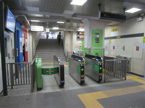 王子駅 改札画像 net