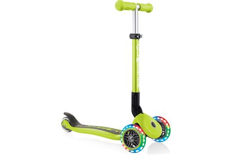 Самокат GLOBBER junior foldable lights зеленый 437-106 - выгодная цена ...