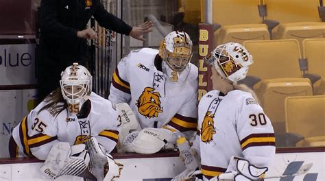 UMD Goaltender Hailey MacLeod Named Rookie Of Week WDIO