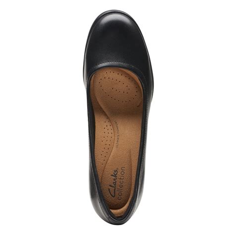 Womens Clarks Emily 2 Ruby Pump And Peltz Shoes