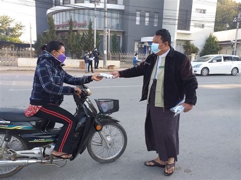 လွိုင်ကော်မြို့၌ ကိုဗစ် ၁၉ ရောဂါ အိုမီခရွန် ကာကွယ်ရေး နှာခေါင်းစည်းတပ်ဆင်သွားလာကြရန် Mask