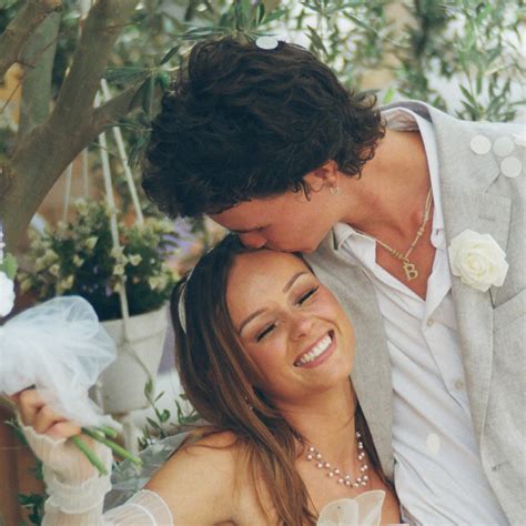 Harry R Sinclair Medium