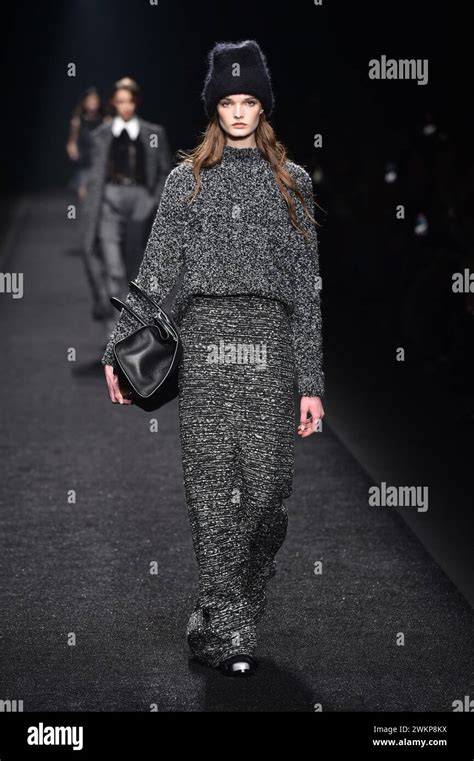 Lulu Tenney Milan Fashion Week Women Fw 2024 25 Alberta Ferretti Fashion Show Catwalk Milan