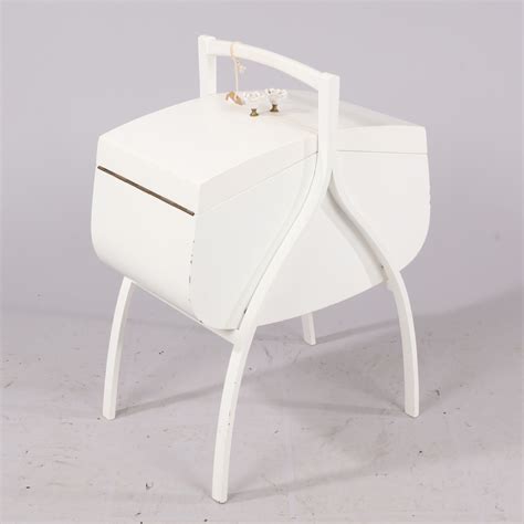 Syskrin PÅ Ben 1900 Talets Mitt