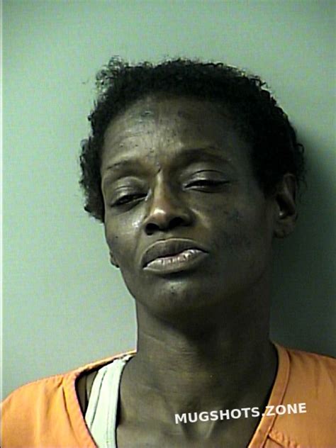 Carter Lequetta Justina 06 05 2023 Okaloosa County Mugshots Zone