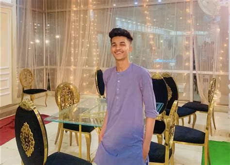 Ahad Khan Biography Tu Hai Kahan Singer Wiki Age Career Success Story Business Patrika
