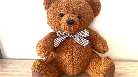 آموزش دوخت عروسک خرس پشمالو