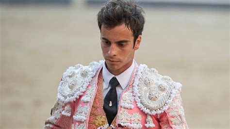 Alejandro Marcos Andoni Rekagorri Y Jesús Benito Por Caminos