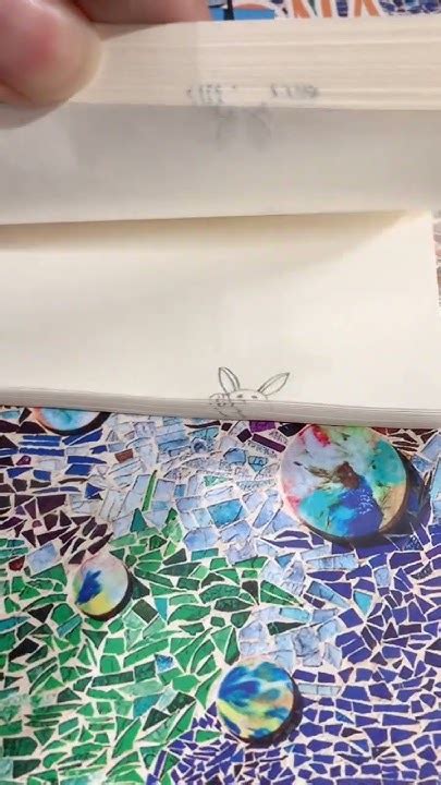 手翻书 手绘翻纸画 受欢迎的兔子🐰，已经画了第三本，实在太萌了，有喜欢的吗 Shorts Gaming Youtube