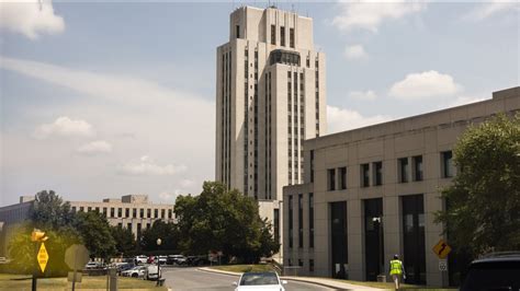 Олена Зеленська у США відвідала Національний військово медичний центр імені Волтера Ріда Youtube