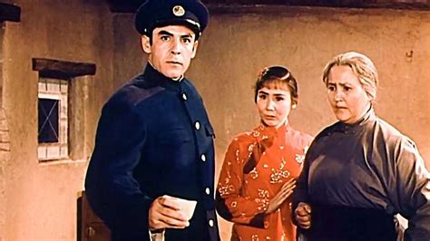 1975维吾尔歌剧电影《红灯记》电影原声选段《浑身是胆雄赳赳》影视中国近代战争好看视频