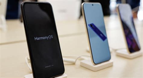 Teardown Of Huawei S New Flagships Points To Progress China Has Made Cybernews