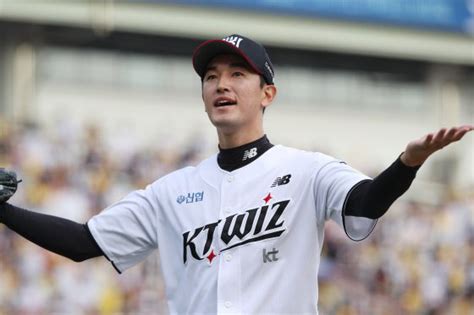 필승조라는 표현으로는 부족하다이강철 매직이 만든 ‘변형 필승조 고영표