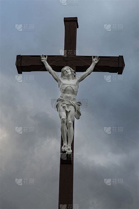 迪耶普的户外十字架