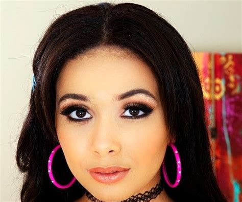 Aaliyah Hadid Biographywiki Age Height Career Photos And More