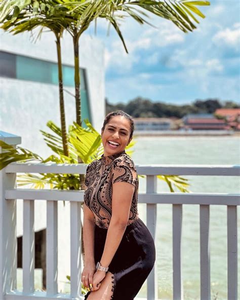 Featured Article Pashini An Actress Influencer And Yoga Instructor — In Everything You Do You