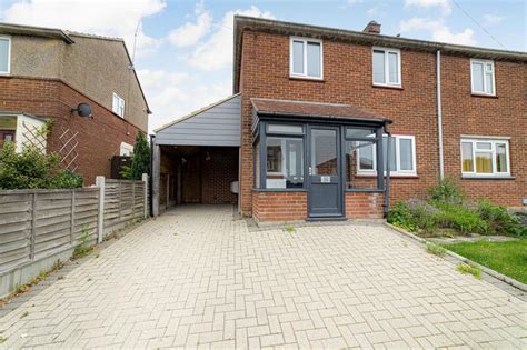 Lion Field Faversham ME Bed Terraced House