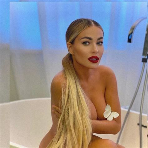 Carmen Electra Nude The Fappening