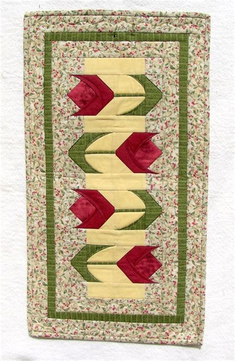 Spring Tulips Table Runner And Placemats Pdf Quilt Pattern Etsy Pdf