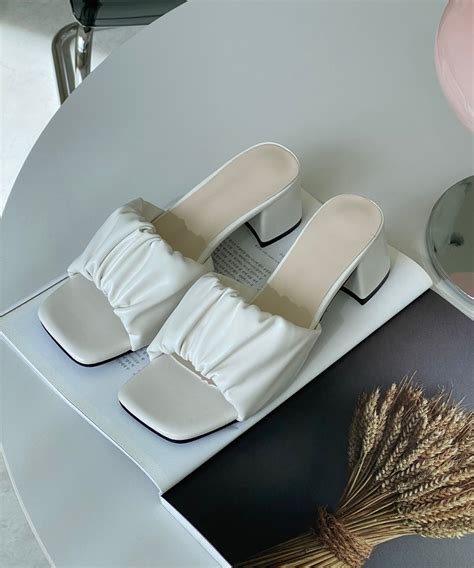 로디엠 당일발송 발편한 쿠션감 좋은 여성스런 뮬 슬리퍼 2cm 힐링 6cm 셔링