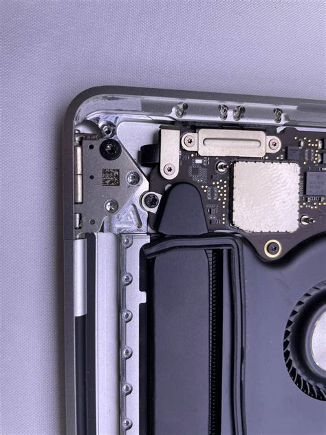 How To Replace A Macbook Pro Screen How To Replace A Macbook Pro Screen