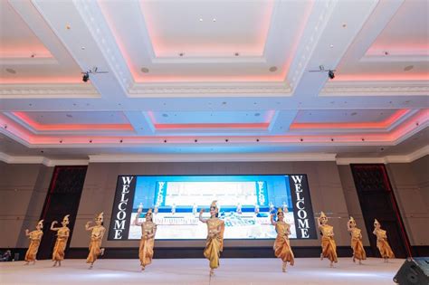 ឧកញ៉ា ជា ថៃហួត សម្ពោធសាលប្រារព្ធពិធីមង្គលការ និងសន្និបាត Ph Grand Hall ក្នុងបុរីប៉េង ហួត បឹងស្នោ