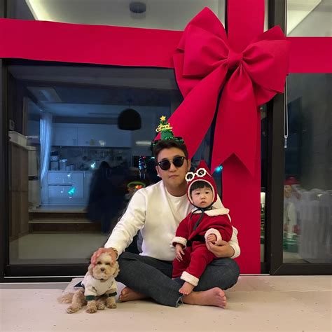 ㅤ서준이엄ma 엄마들의 “휴게소”같은 공간을 꿈꾸는 곳🪴 ⠀ 엄마군부대에서는 기저귀갈때 뒤집기는 허용하지 않습니다 알겠습니다나까‼️‼️‼️‼️ Instagram