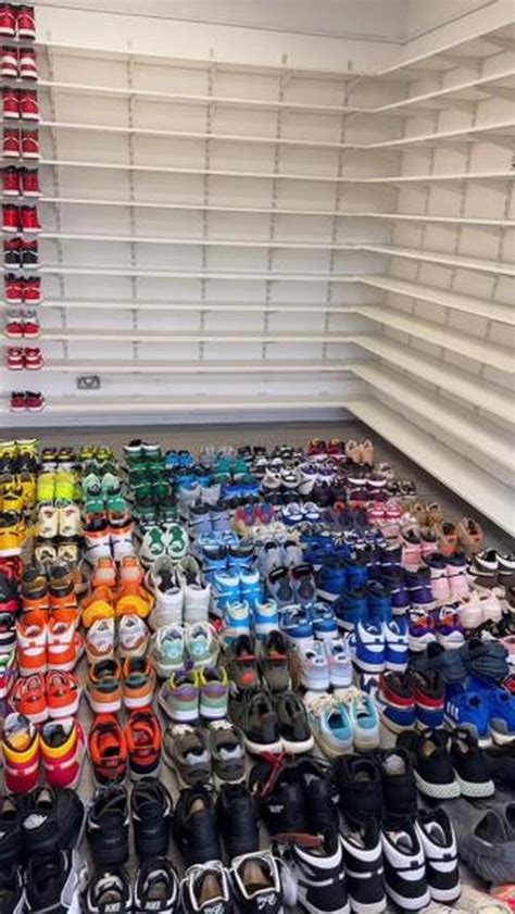 Supreme Sneakerhead Supremesneakerhead • Instagram Photos And Videos