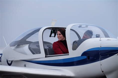 Герцогиня Кембриджская встретилась с кадетами Королевских ВВС Ru Royalty — Livejournal