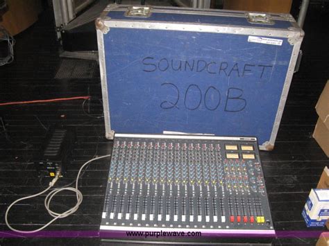Soundcraft 200b Audio Mixer In Wichita Ks Item Ah9083 Sold Purple Wave