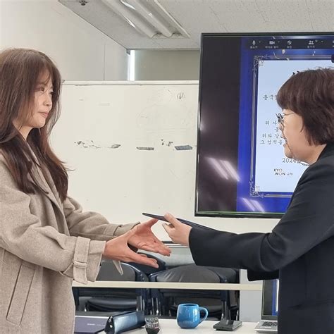 오세연 구몬교사 유아초등학습지 스마트구몬n 논술지도사 화상수업 가끔 생각한다 나를 만난 아이들에게 나는 좋은 만남일까를 서로의 필요가 만나는 지점에서 서로에게 유익이