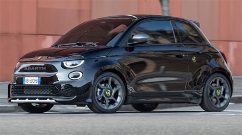 New Electric Abarth 500e Revealed Price Specs And Release Date Carwow
