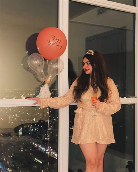 Devanshi Shah Devanshi S • Instagram Photos And Videos