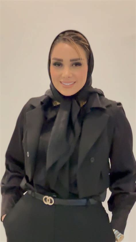 ‎مهسان جوهرچی‎ ‎اسباموزشی بر زمین، سم می‏زنند خشمگین، شیهه‏کشان گویی آتش می‏جهد از تن