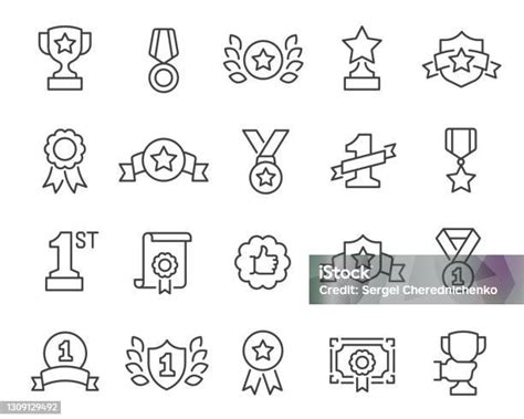 어워드 아이콘 세트 컵 어워드 메달 디플로마 챔피언 넘버 원 별 방패 등과 같은 선형 간단한 웹 아이콘 컬렉션 편집 가능한 벡터 스트로크입니다 아이콘에 대한 스톡 벡터 아트